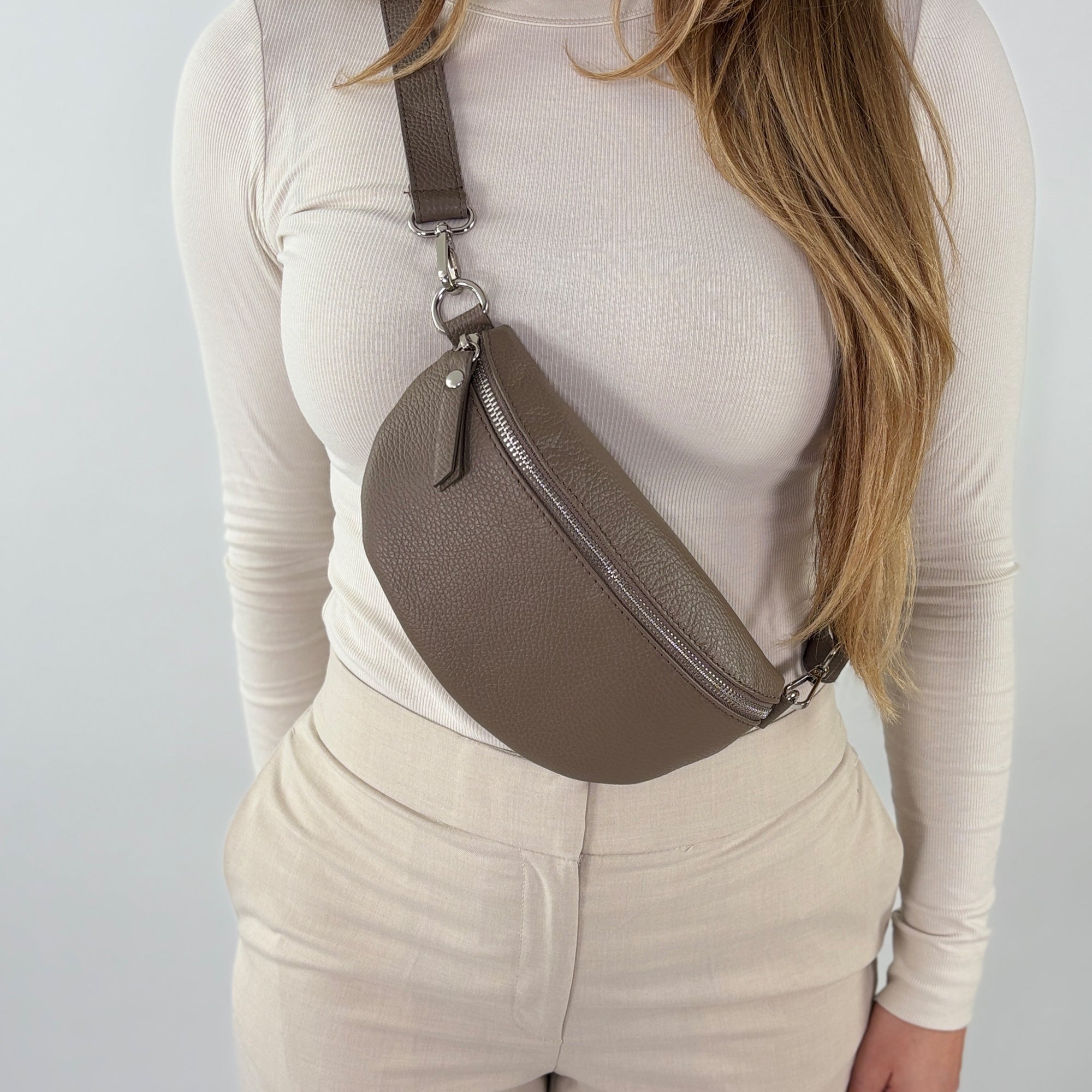 lePelou Damen Leder Bauchtasche taupe mit wechselbarem Gurt