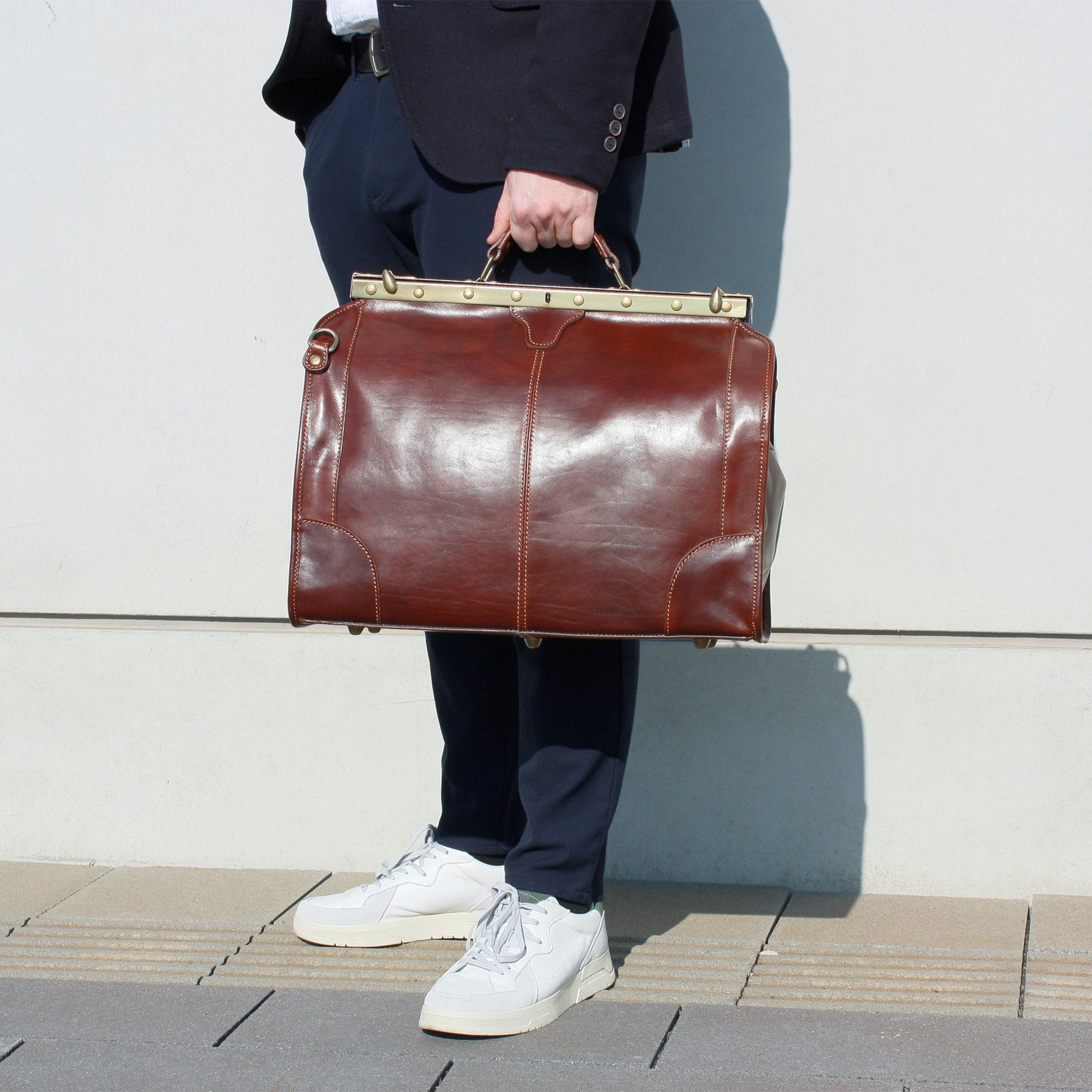 Leder Arzttasche PEPE - Designklassiker made in Italy | lePelou – le-pelou
